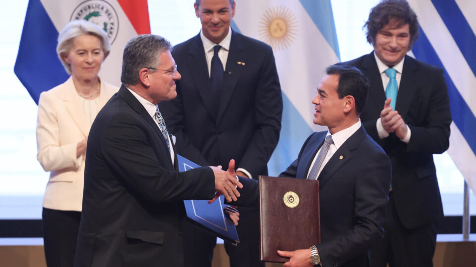 Partiu Rolê Cwb - A Ascensão e Desafios do Velvet Revolver no Cenário ...